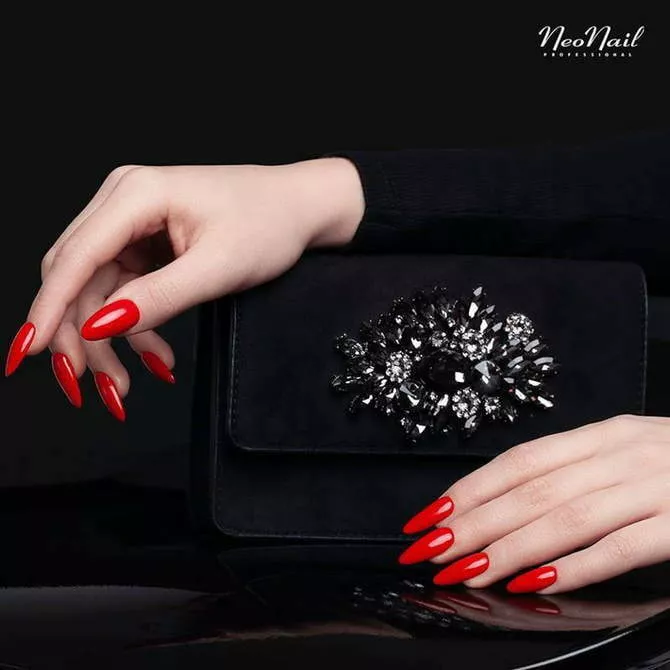 Neonail Sexy Red. Lakier hybrydowy. Sprawdź i kup. Okazje.info